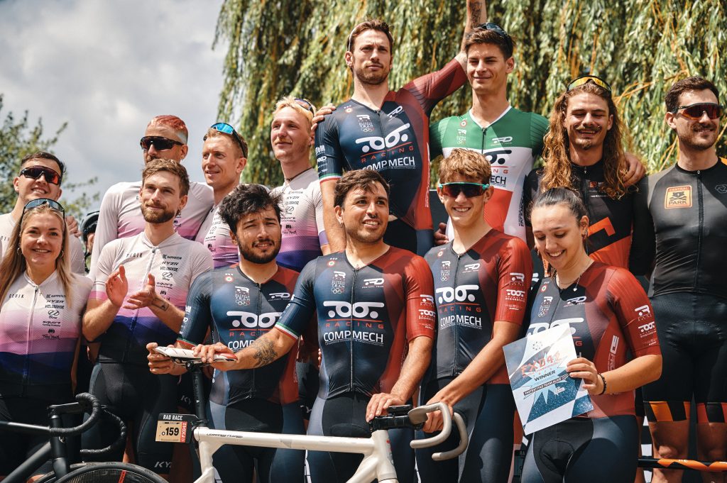 FACTORY TEAM – TOOT RACING